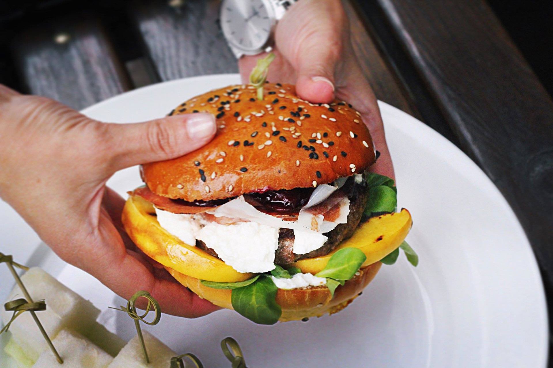 20 restaurants where American expats are happy to dine in Moscow ...