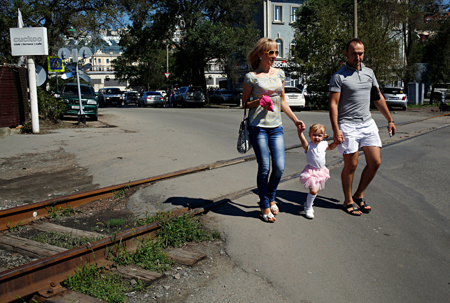 How much does the average Russian family spend on kids? - Russia Beyond