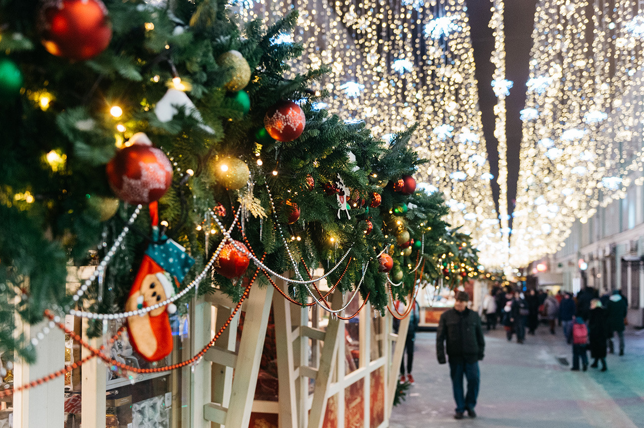 Las calles de Moscú se llenan de luces para celebrar Navidad y Año ...
