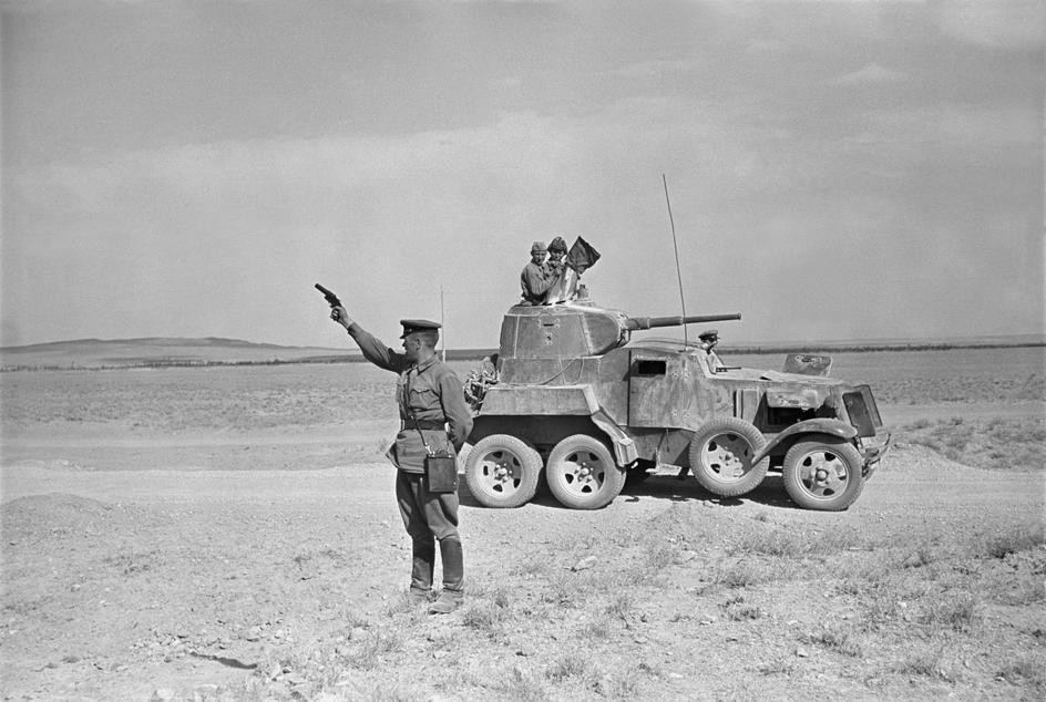 BA-10, el automóvil blindado soviético que luchó en Manchuria, Irán o ...