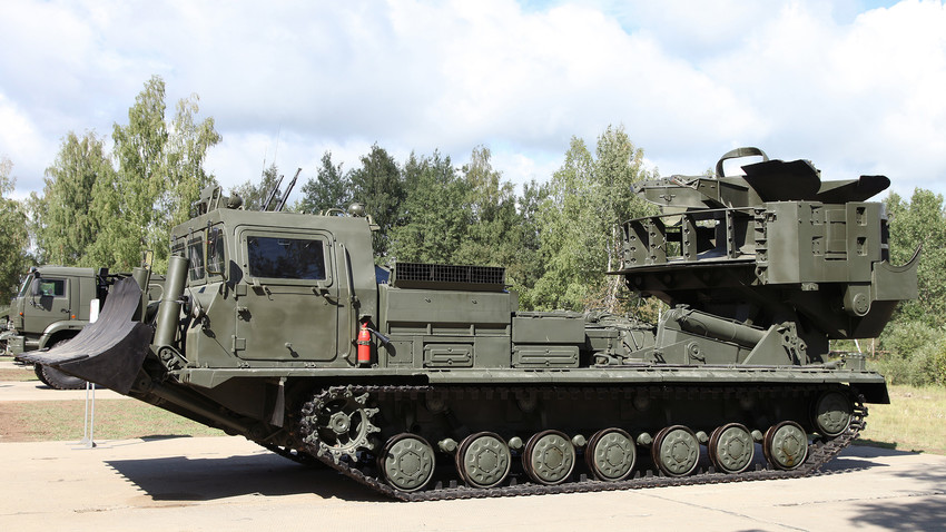 MDK-3, la bestia rusa diseñada para cavar zanjas y trincheras (Video ...