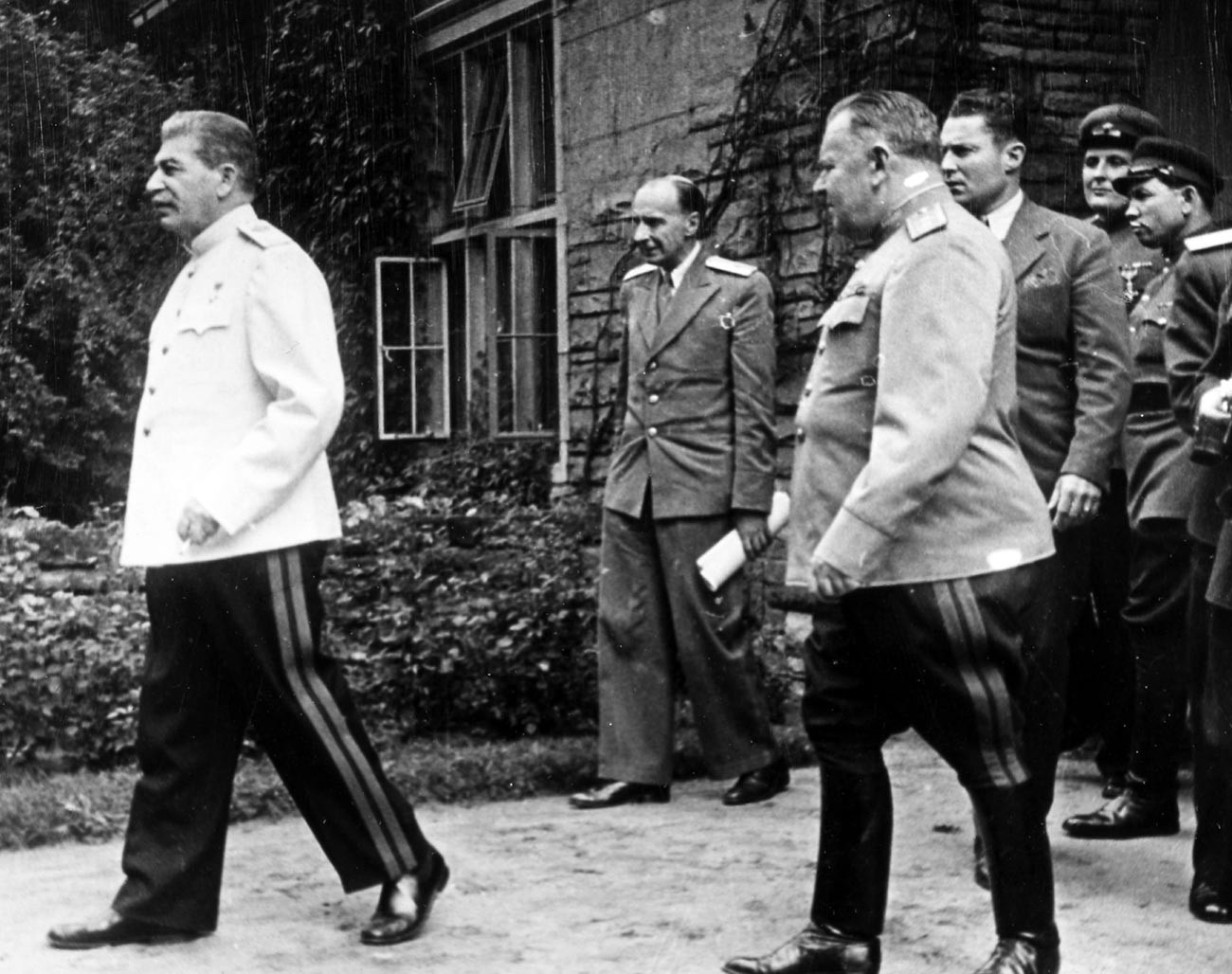 How Lenin and Stalin's bodyguards operated - Russia Beyond