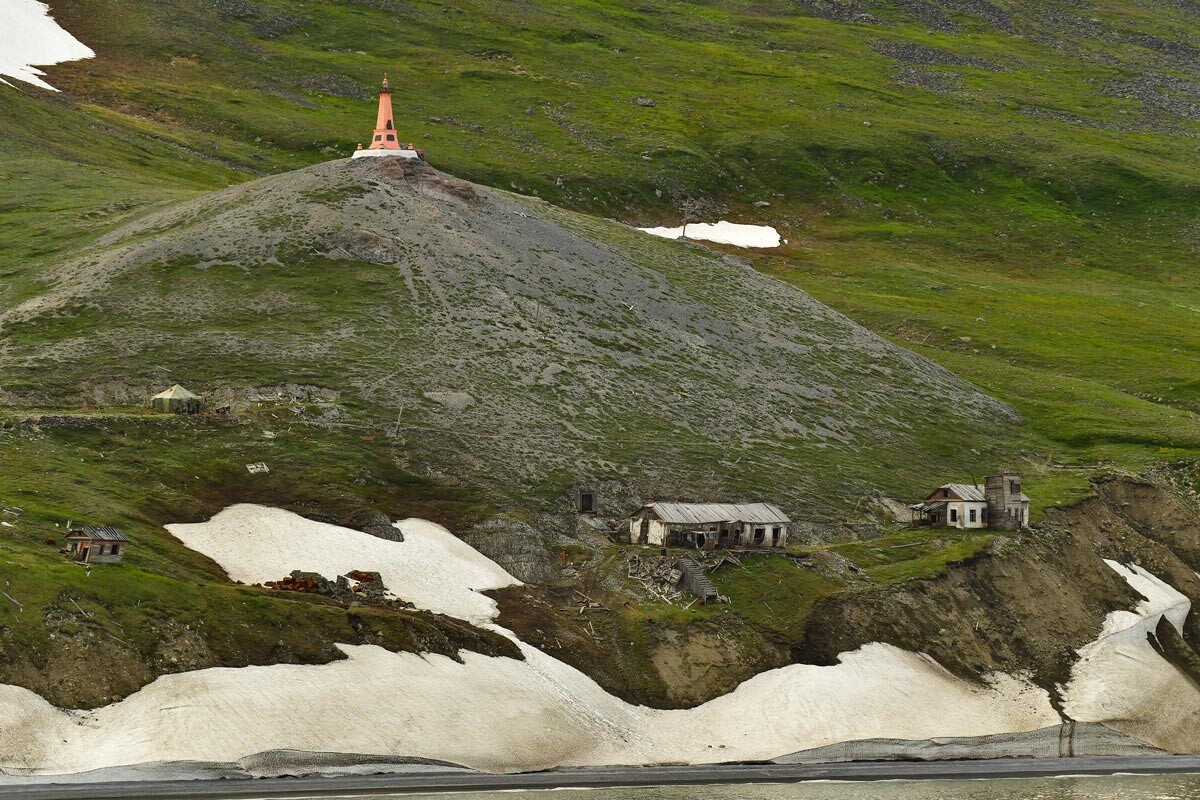 Naukan, il triste destino del villaggio degli eschimesi benedetto dalle ...