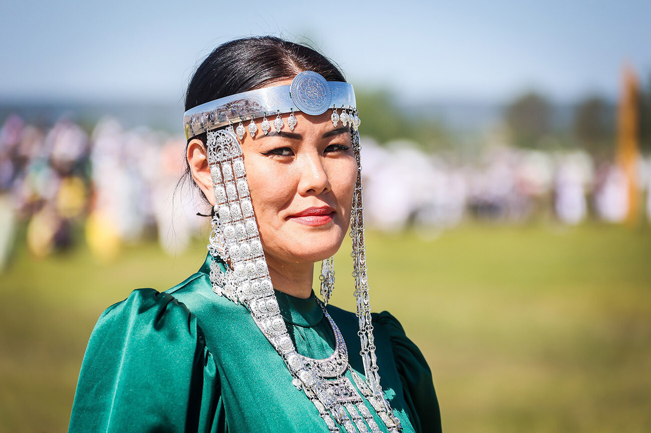 Ecco come gli jakuti festeggiano il Capodanno in piena estate - Russia ...