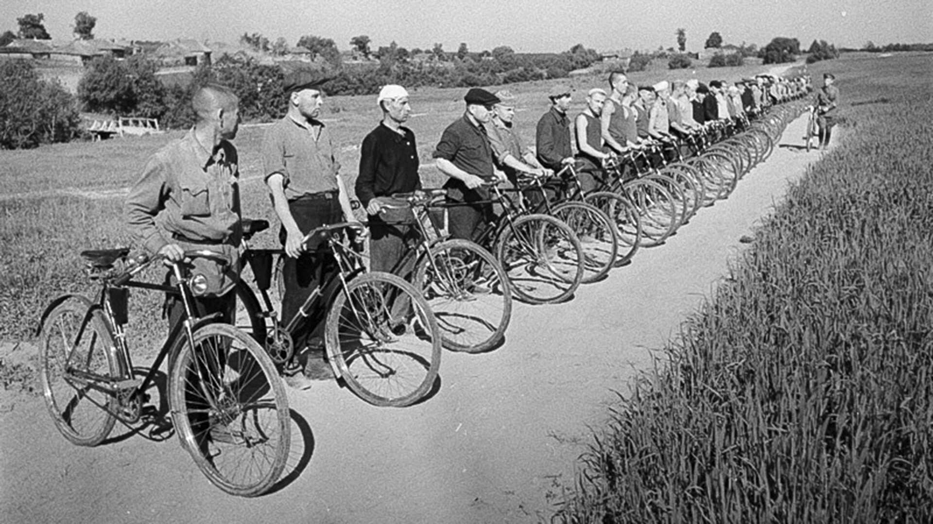 Who did the Russian bicycle troops fight? - Russia Beyond