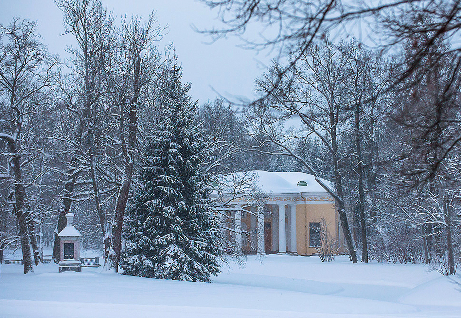 Winter promenade in the Romanovs' residence Tsarskoe Selo - Russia Beyond