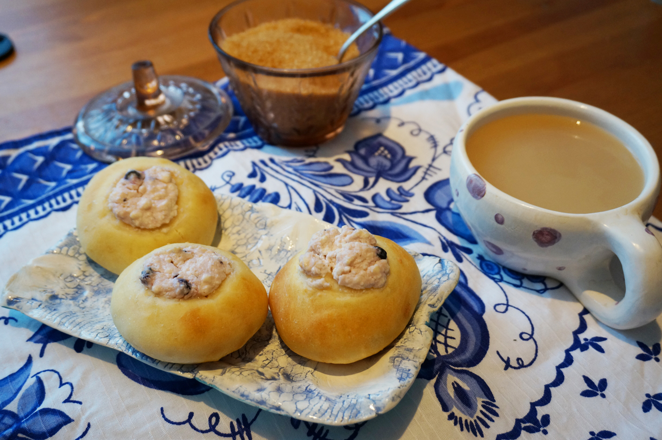 Vatrushki: A not-so-bad-for-you breakfast pastry - Russia Beyond