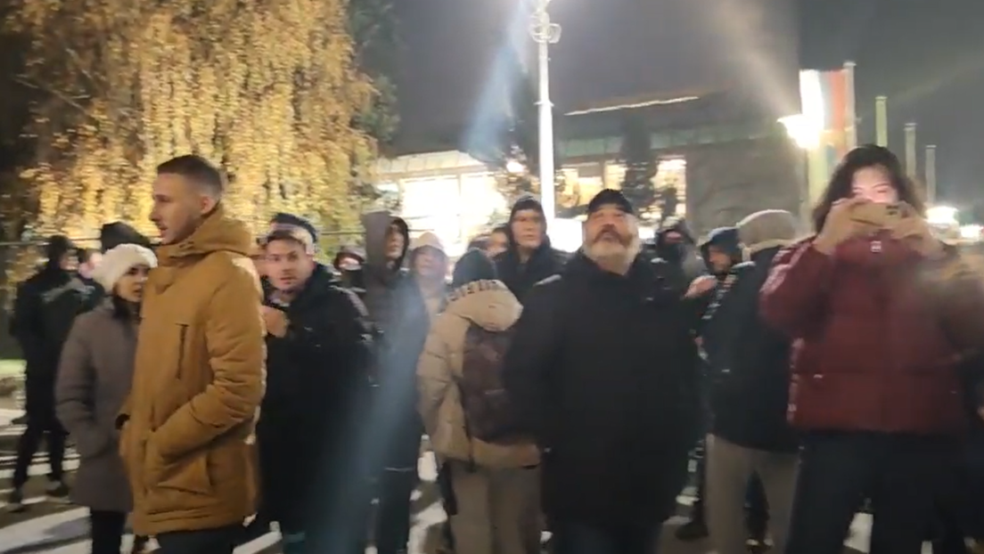 Beograd: Skup podrške Srbima na Kosovu i Metohiji — RT Balkan