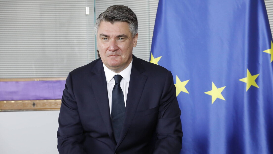 Predsednik Hrvatske na listi "negatora genocida u Srebrenici" — RT Balkan